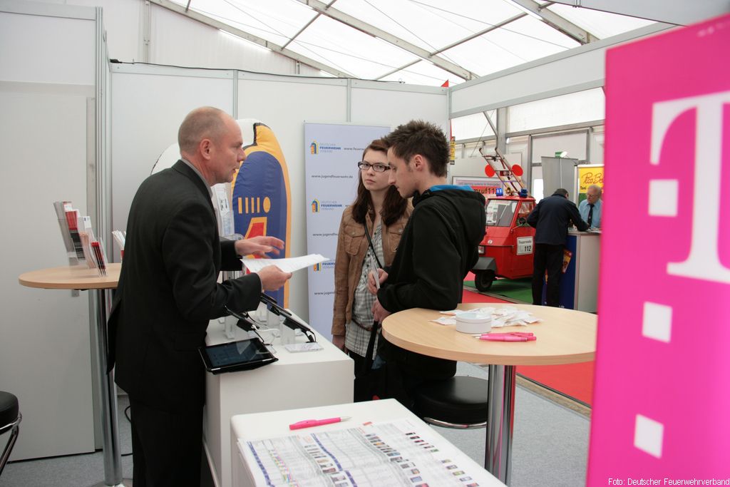 Neuer Rahmenvertrag mit der Telekom | FEUERWEHRLEBEN Neuer Rahmenvertrag mit der Telekom | FEUERWEHRLEBEN